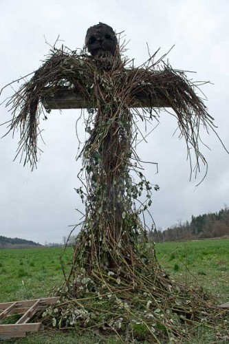 Film Review: Scarecrow (2013) | HNN