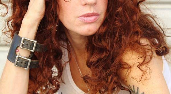 Wicked Crush Wednesday: Victoria De Mare | HNN