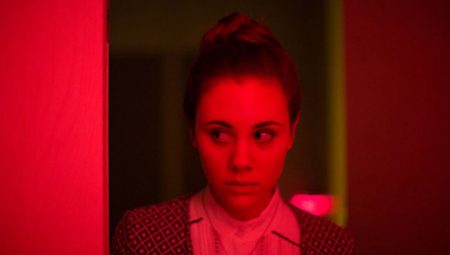 Replace (2017) | HNN