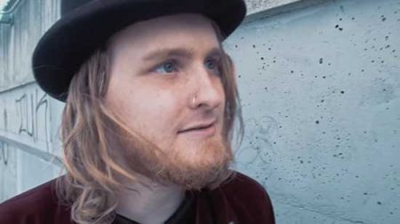 Film Review: 001 Trolling (2017) | HNN