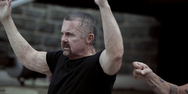 First Look: Room 9 with Kane Hodder | HNN