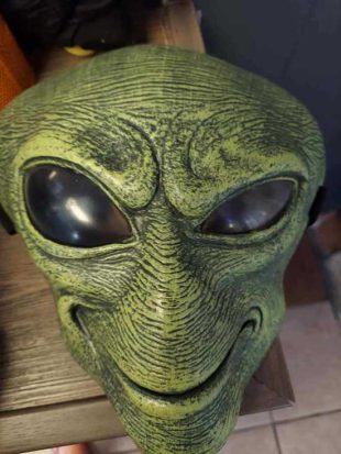 Location Review: Paranormal Pizza | HNN