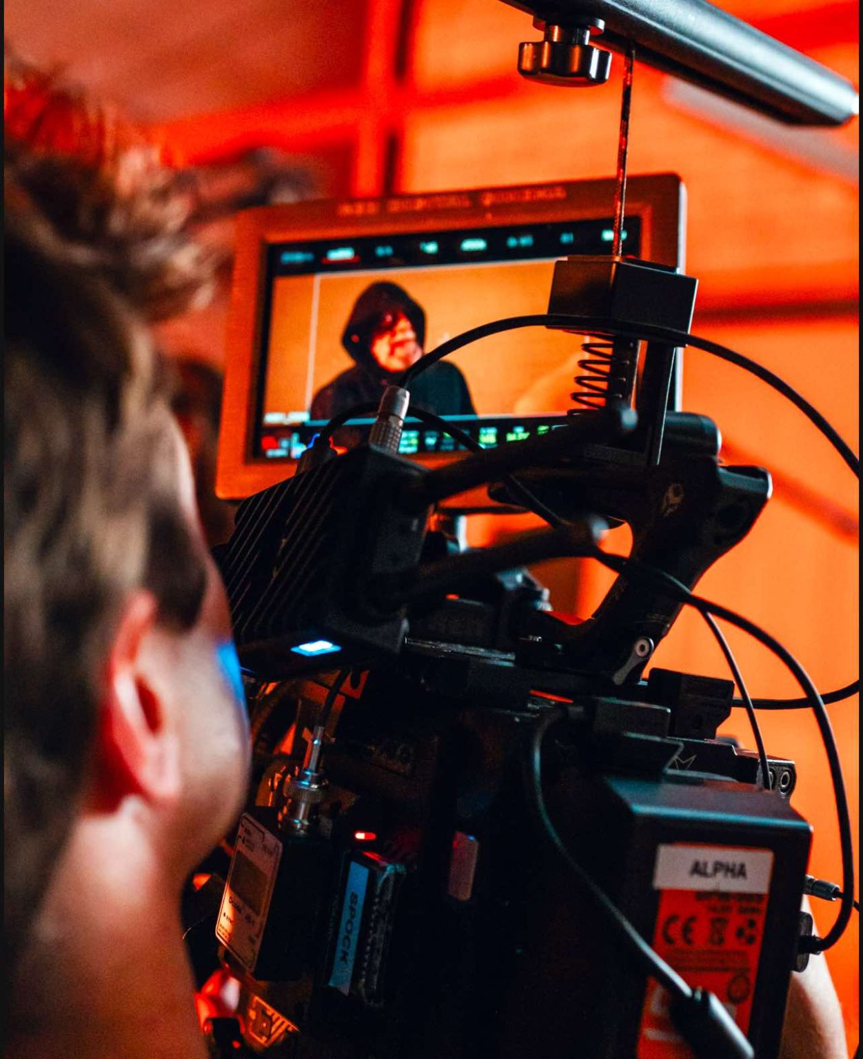 Exclusive Behind The Scenes of When It Rains in L.A. starring Leslie ...